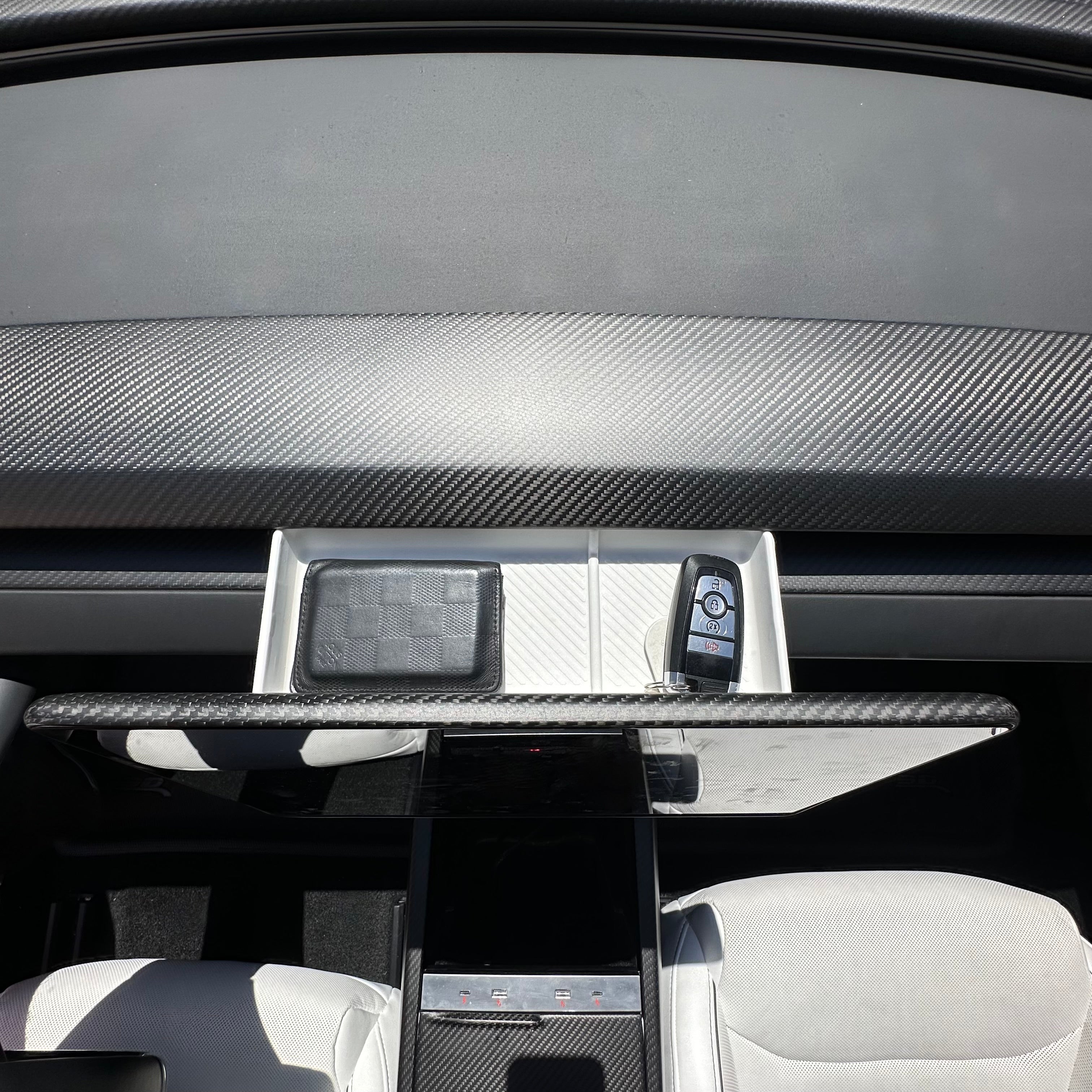 2024+ | Model 3 Dashboard Display Storage Plate - White – RPM TESLA ...