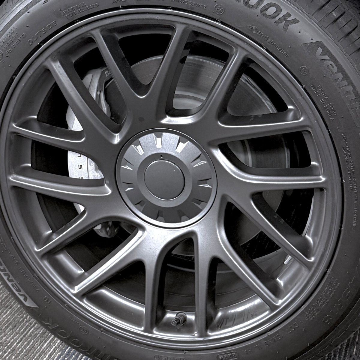 2024+ | Model 3 Highland Refreshed 18" Photon Center Wheel Hubs in Whe ...