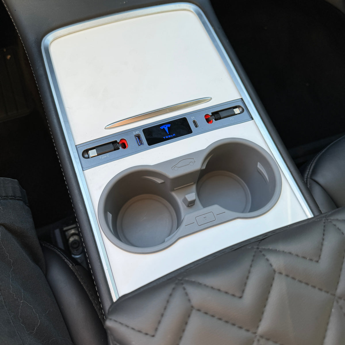 Model 3 & Y Center Console Docking Hub Charger with Retractable Chargi ...