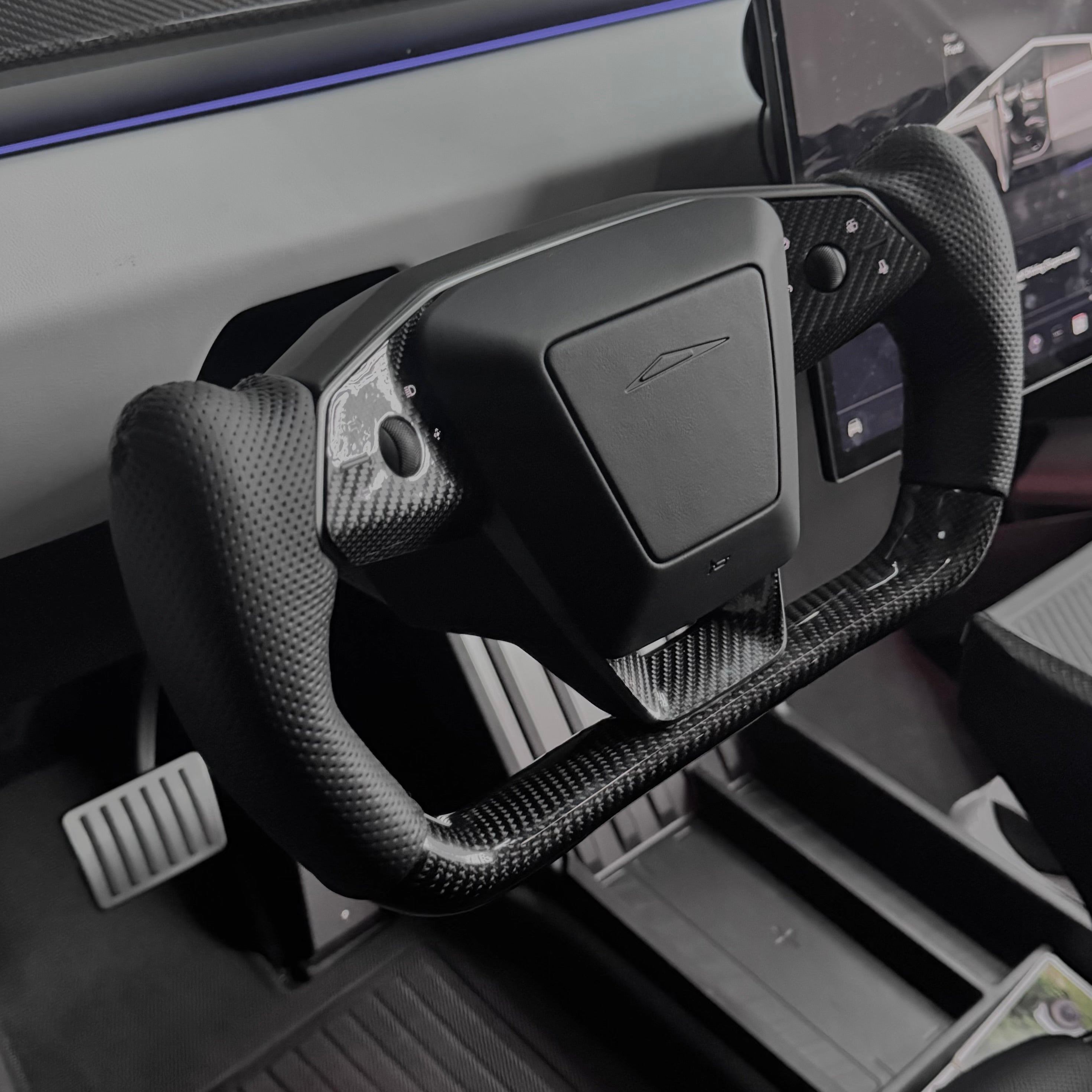 Cybertruck Heated Yoke Steering Wheel – OEM Carbon & Leather – RPM ...