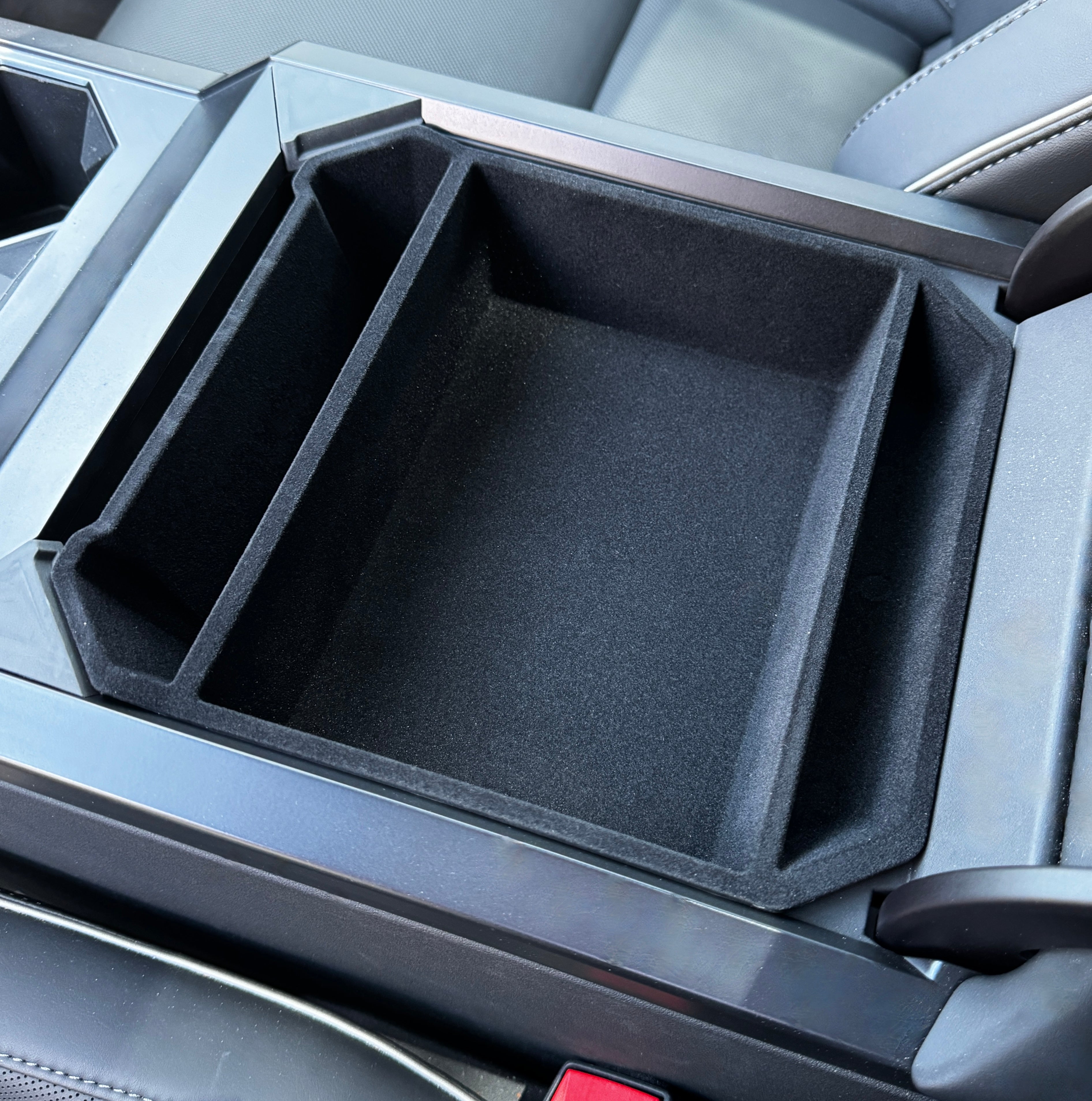 Cybertruck Armrest Storage Tray - ABS Flocked Liner – RPM TESLA ...
