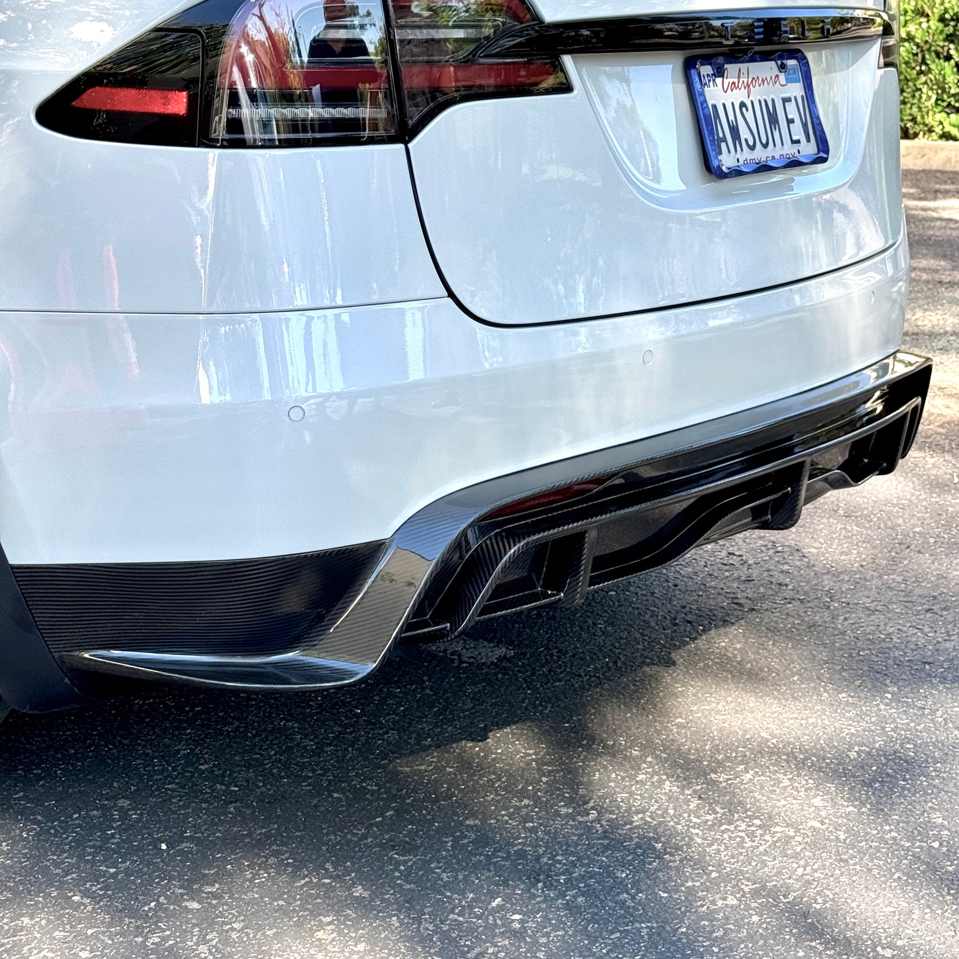 2022+ | Model X Colossal Rear Replacement Diffuser - Real Dry Molded C ...