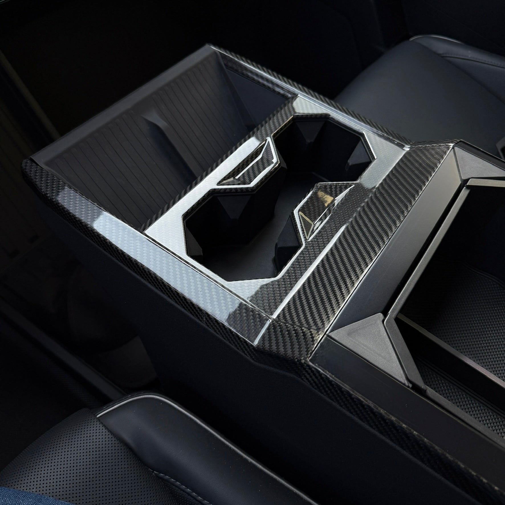 Cybertruck Center Console Frame Overlay – Real Carbon Fiber – RPM TESLA ...