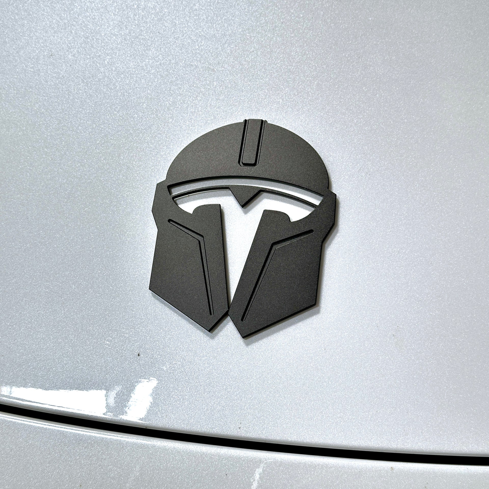 Model 3 & Y Mandalorian T Logo Overlay Emblem Badge - Front Hood – RPM ...
