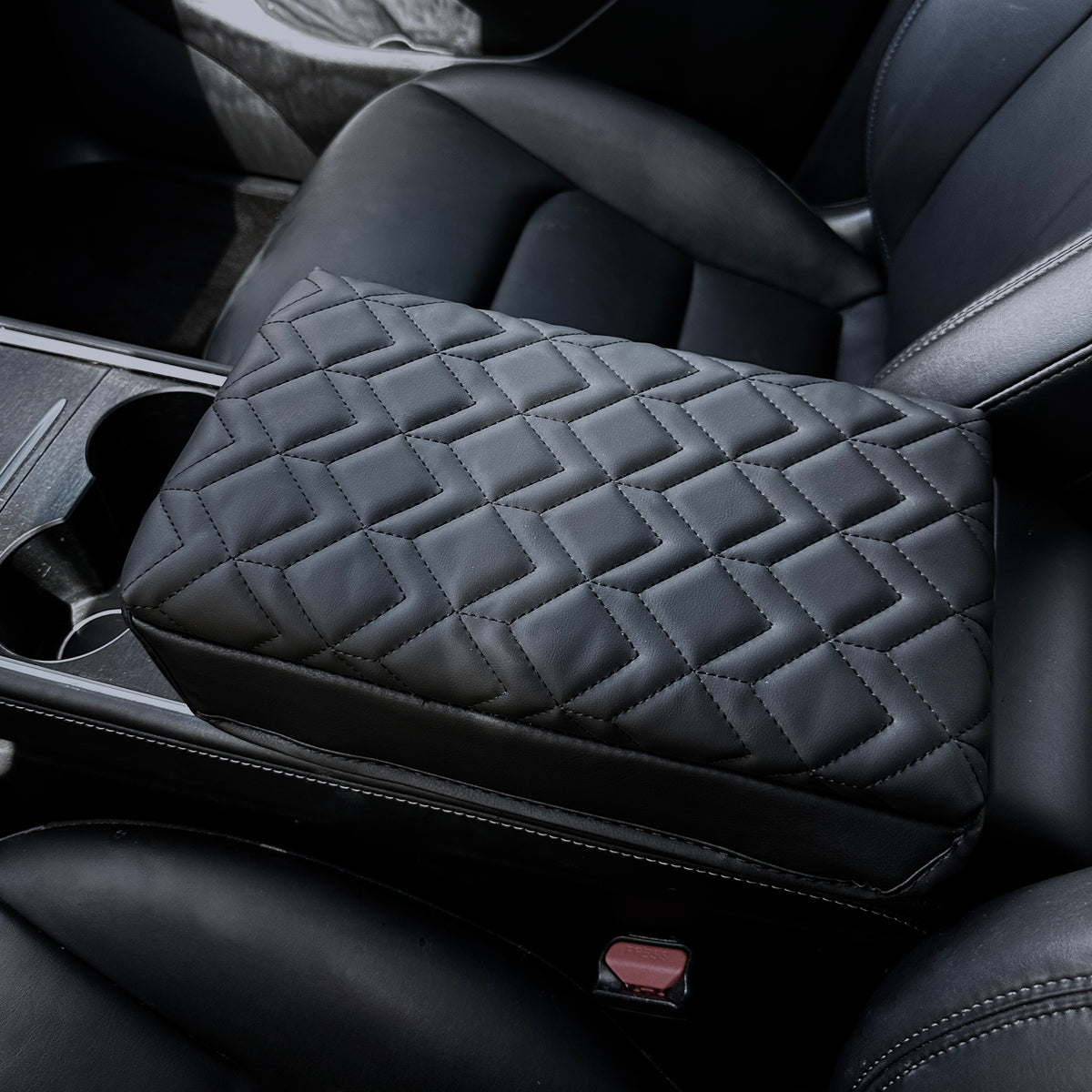 Model 3 & Y Padded Armrest Cover - Black & White – RPM TESLA ...