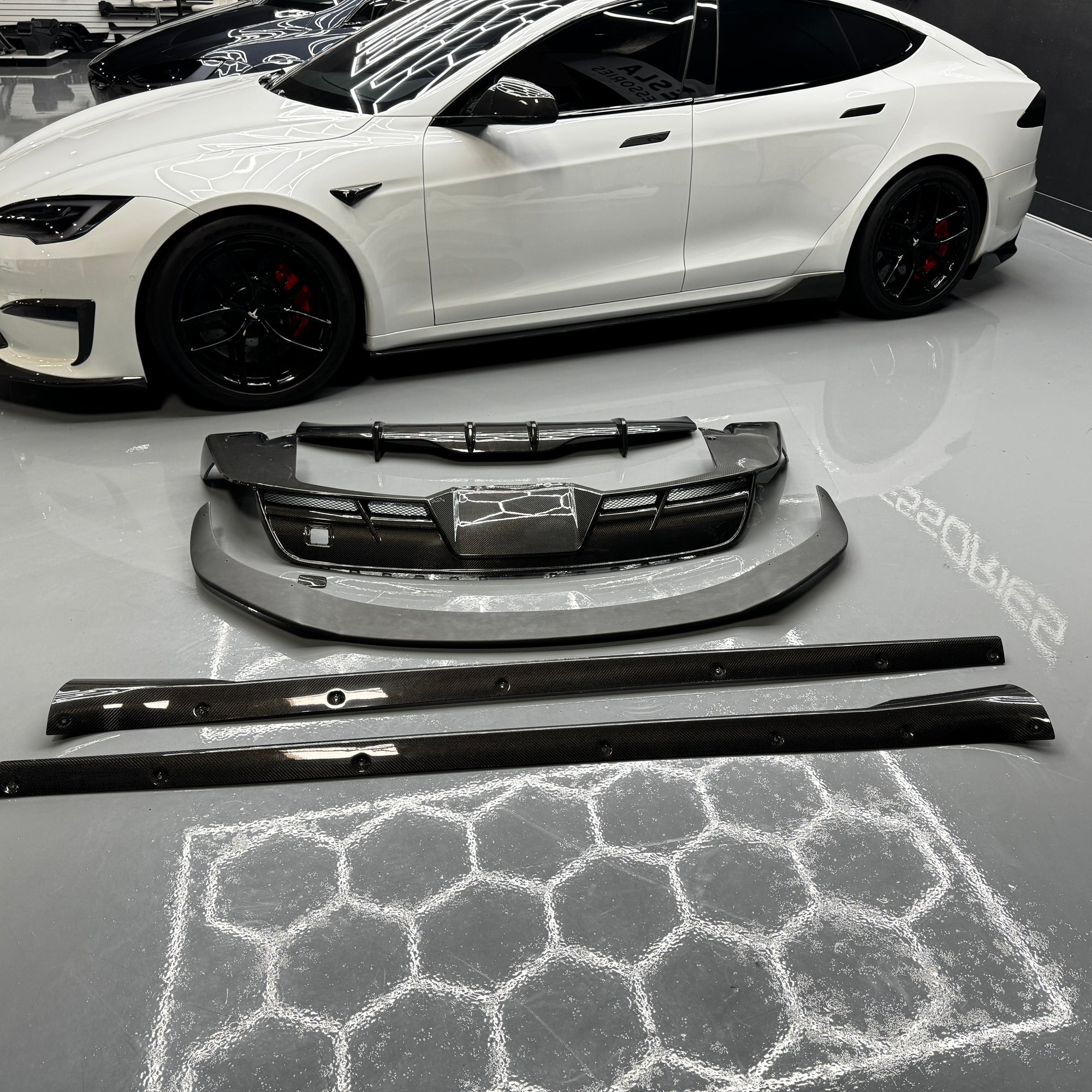 Model S - Real Molded Carbon Fiber Accessories – RPM TESLA Aftermarket ...