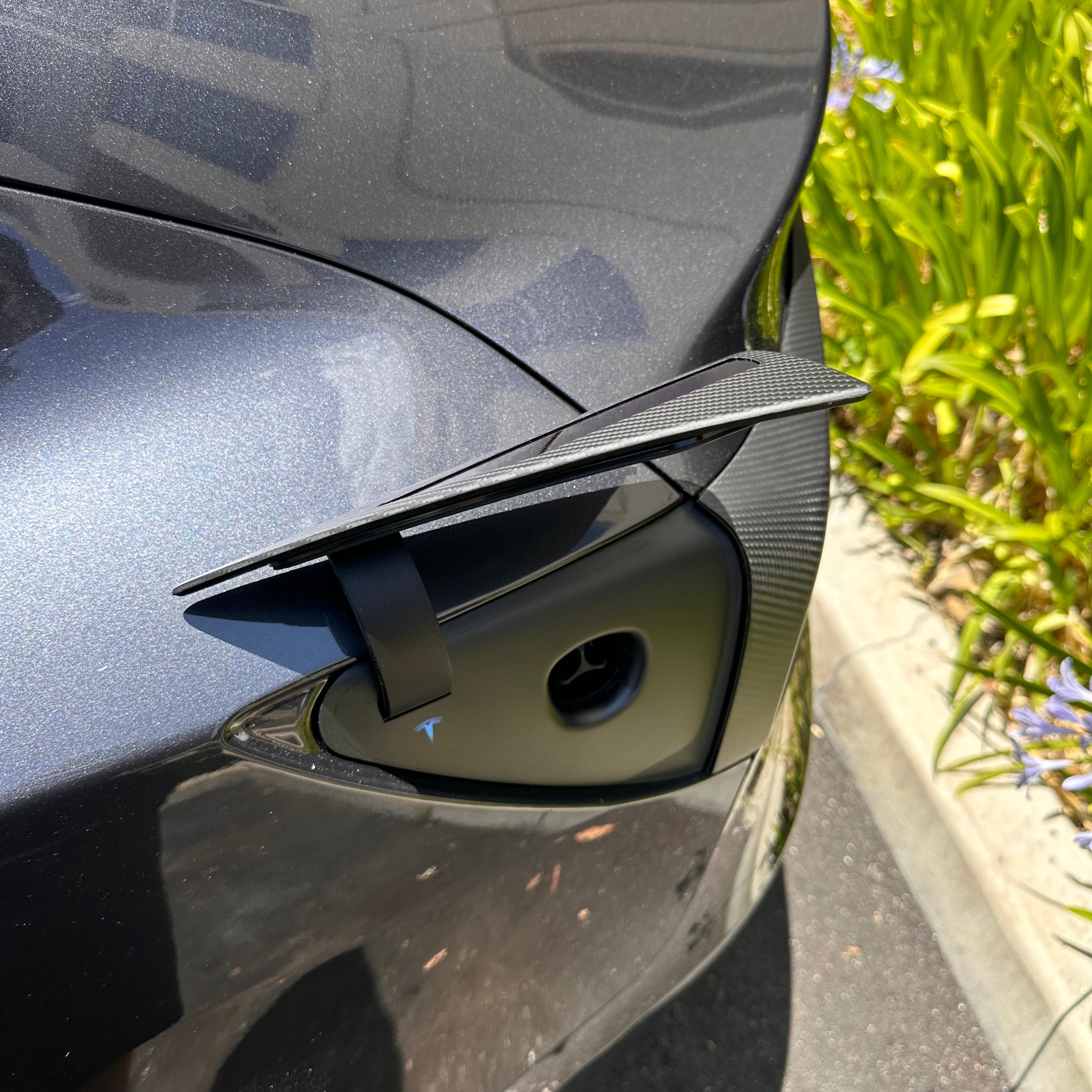 2024+ | Model 3 Highland Refreshed Charging Port Overlay (1 Pair) - Re ...