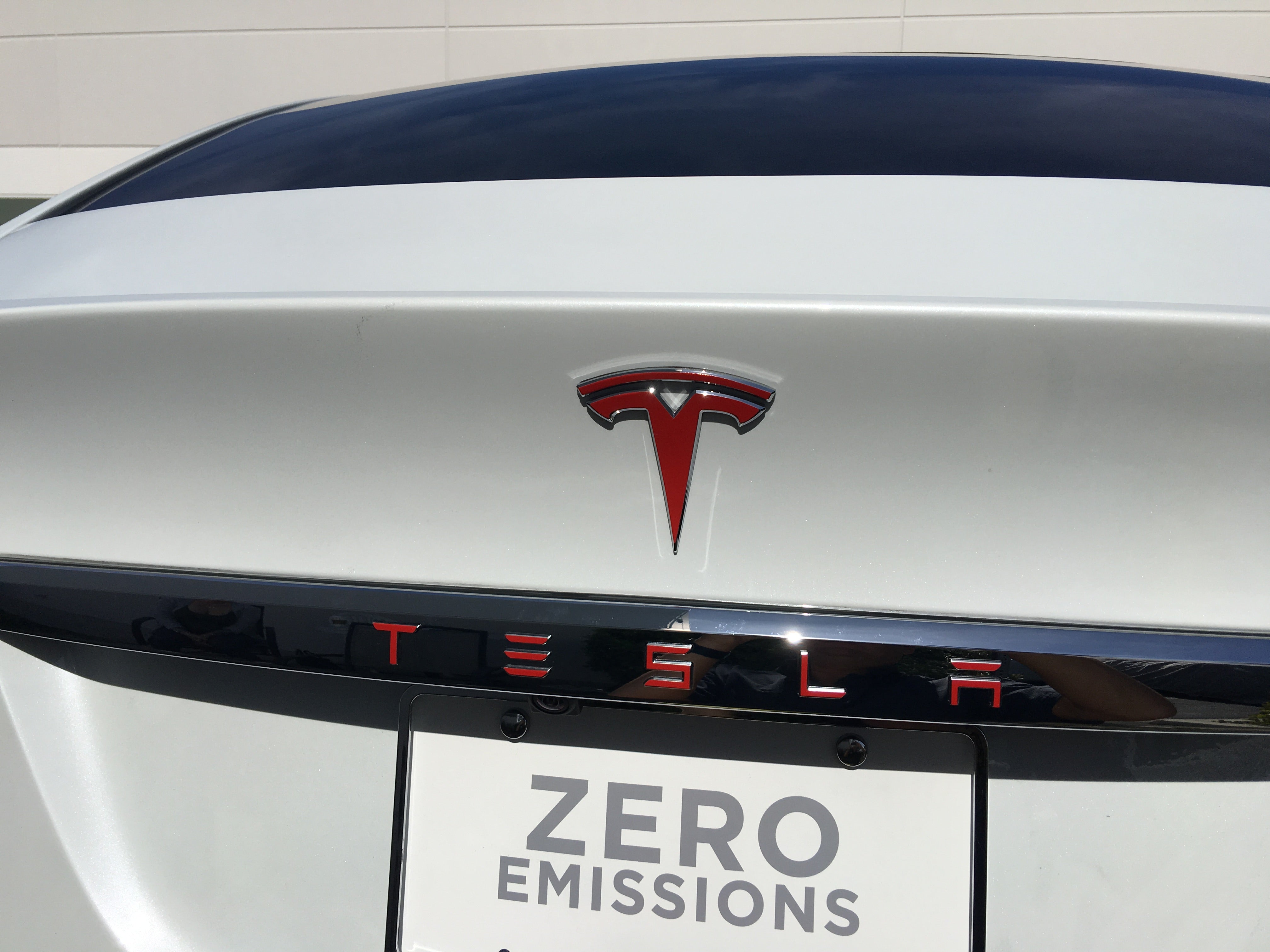 Model X Tailgate Applique Vinyl Wrap – RPM TESLA Aftermarket Accessories