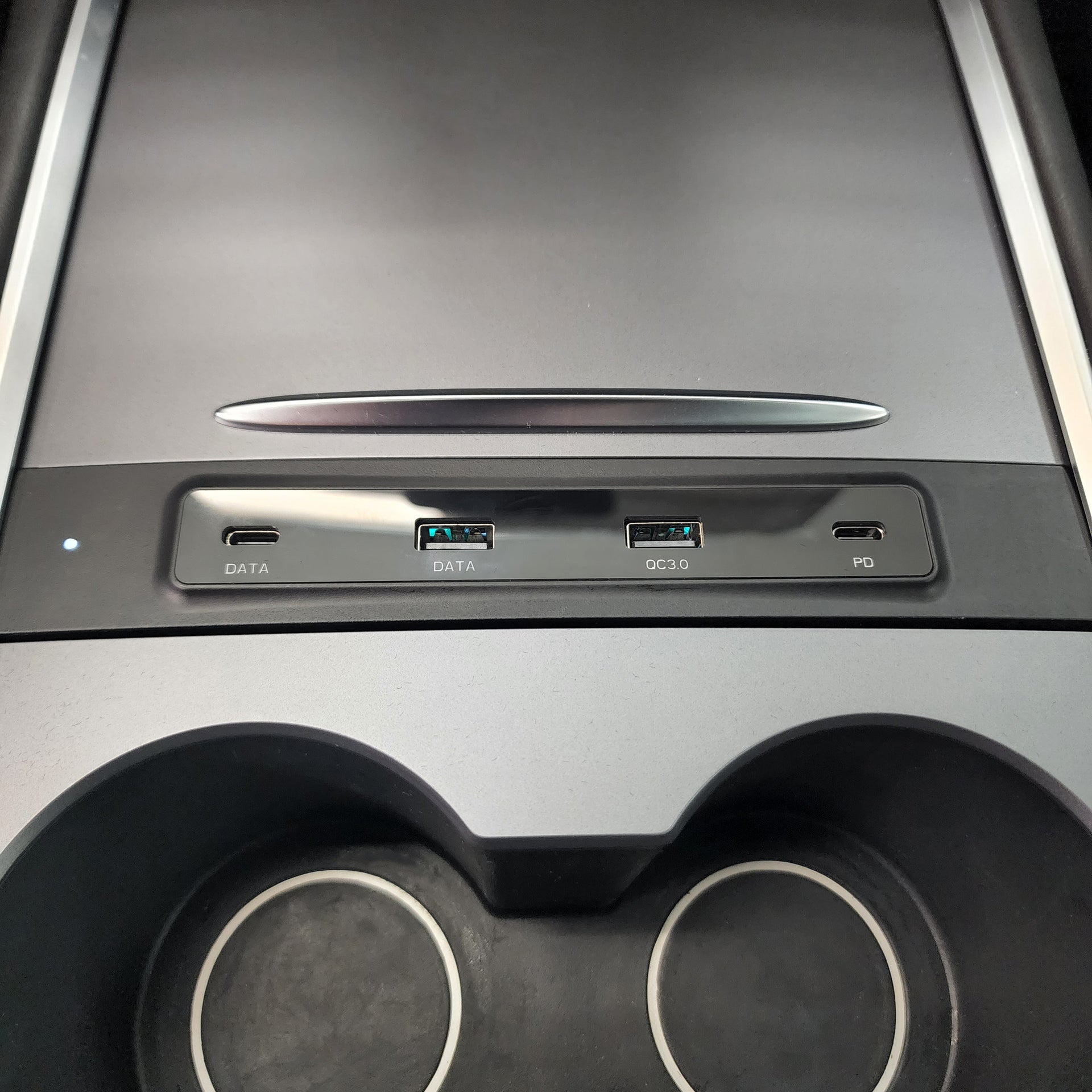 Model 3 & Y Center Console USB HUB Adapter with Interior LED Light ...