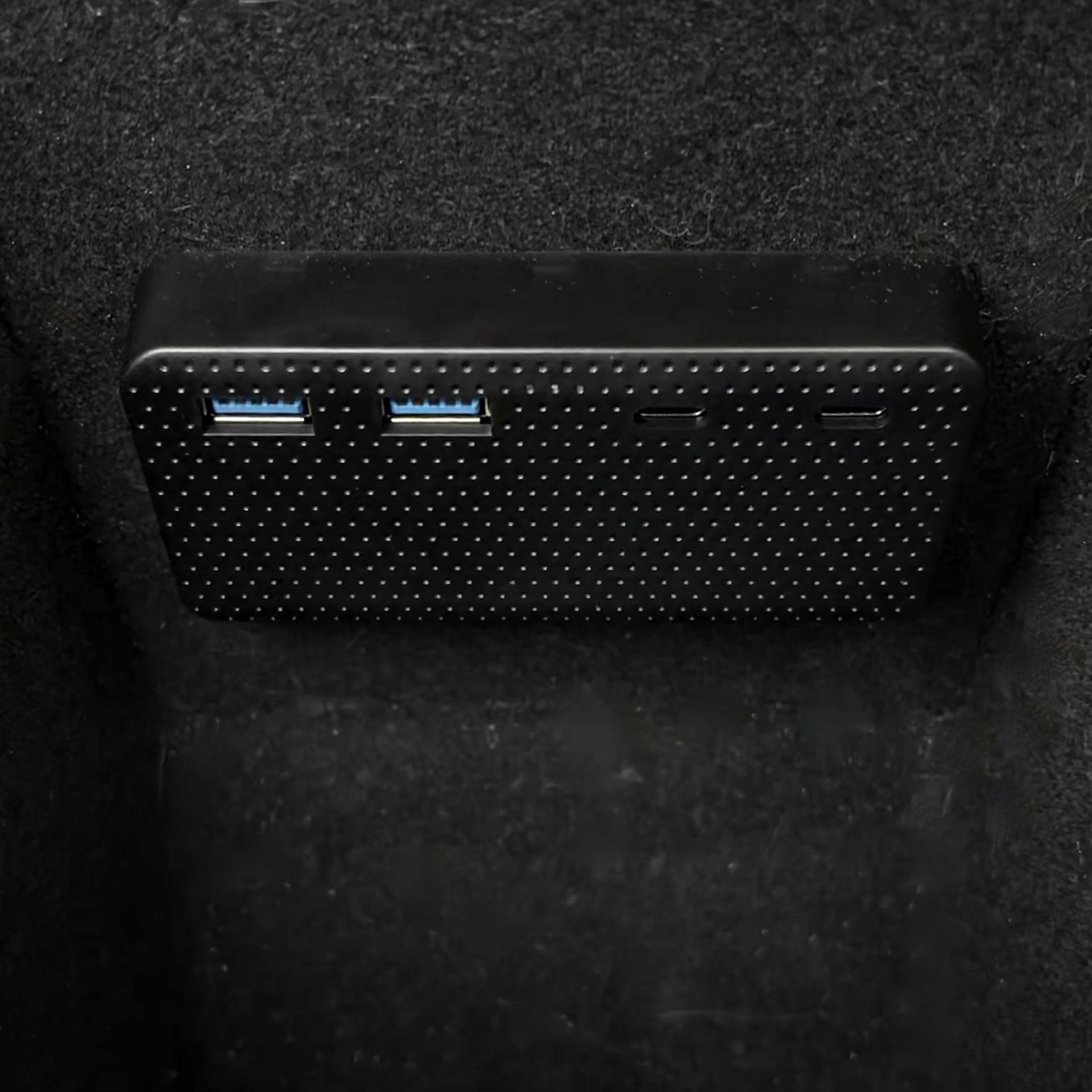 Model S3XY USB Charging Port Dock for Center Consoles (Gen. 2) – RPM ...