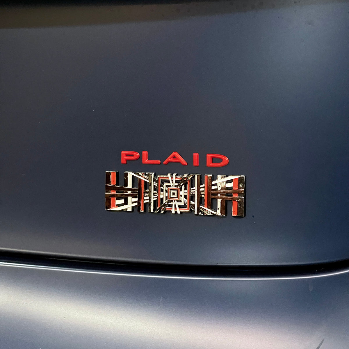 PLAID Badge Trunk Emblems - Black, Chrome, or Red Color – RPM TESLA ...