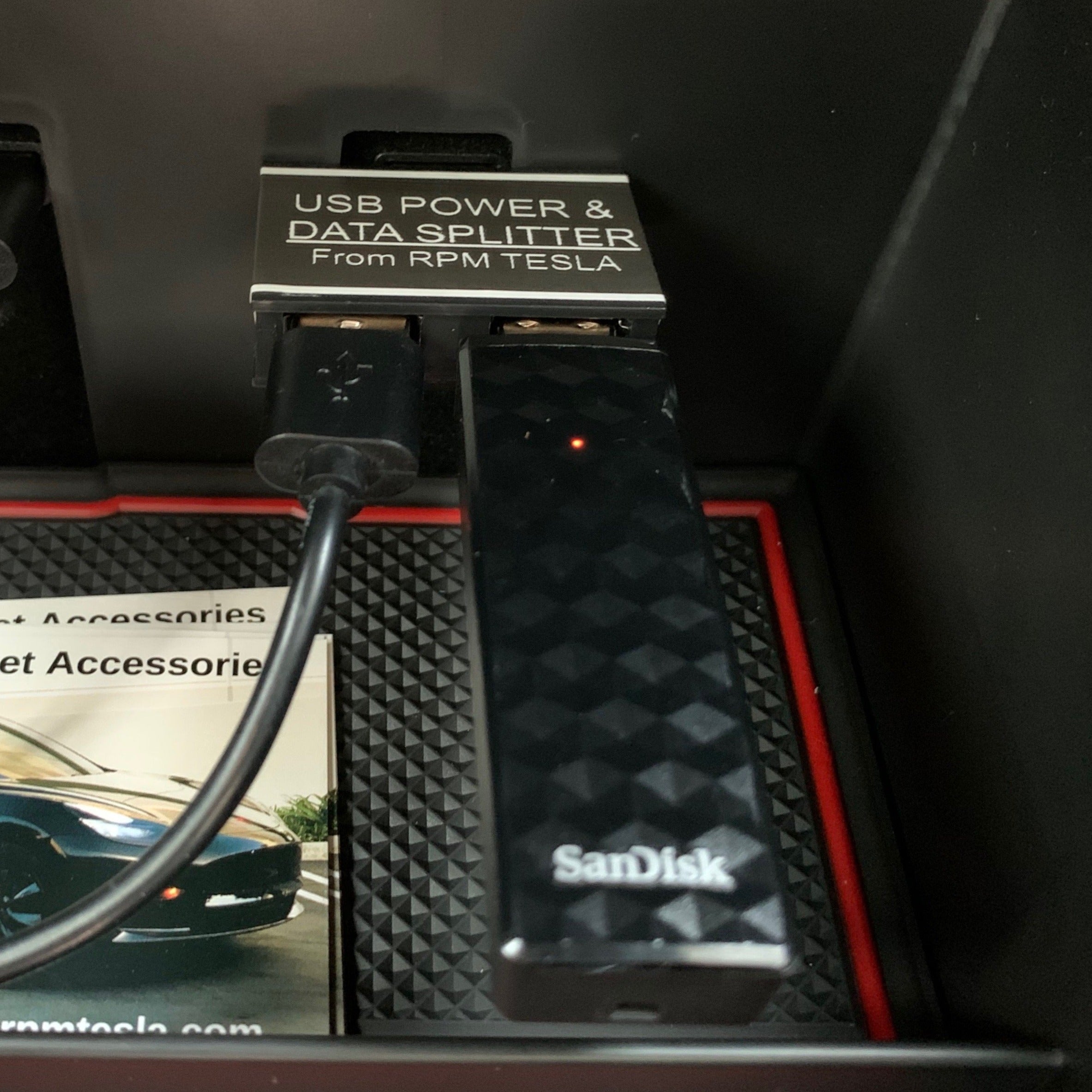 USB Power/Data Splitter - for Thumb Drives – RPM TESLA Aftermarket ...