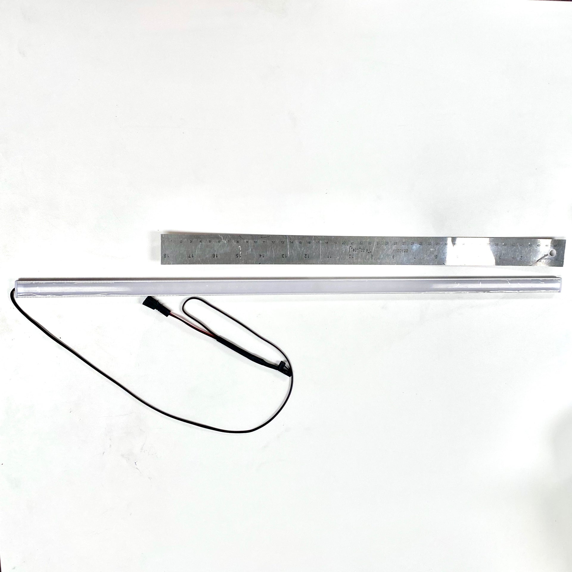 Tesla Trunk LED Light Bar 24" – RPM TESLA Aftermarket Accessories