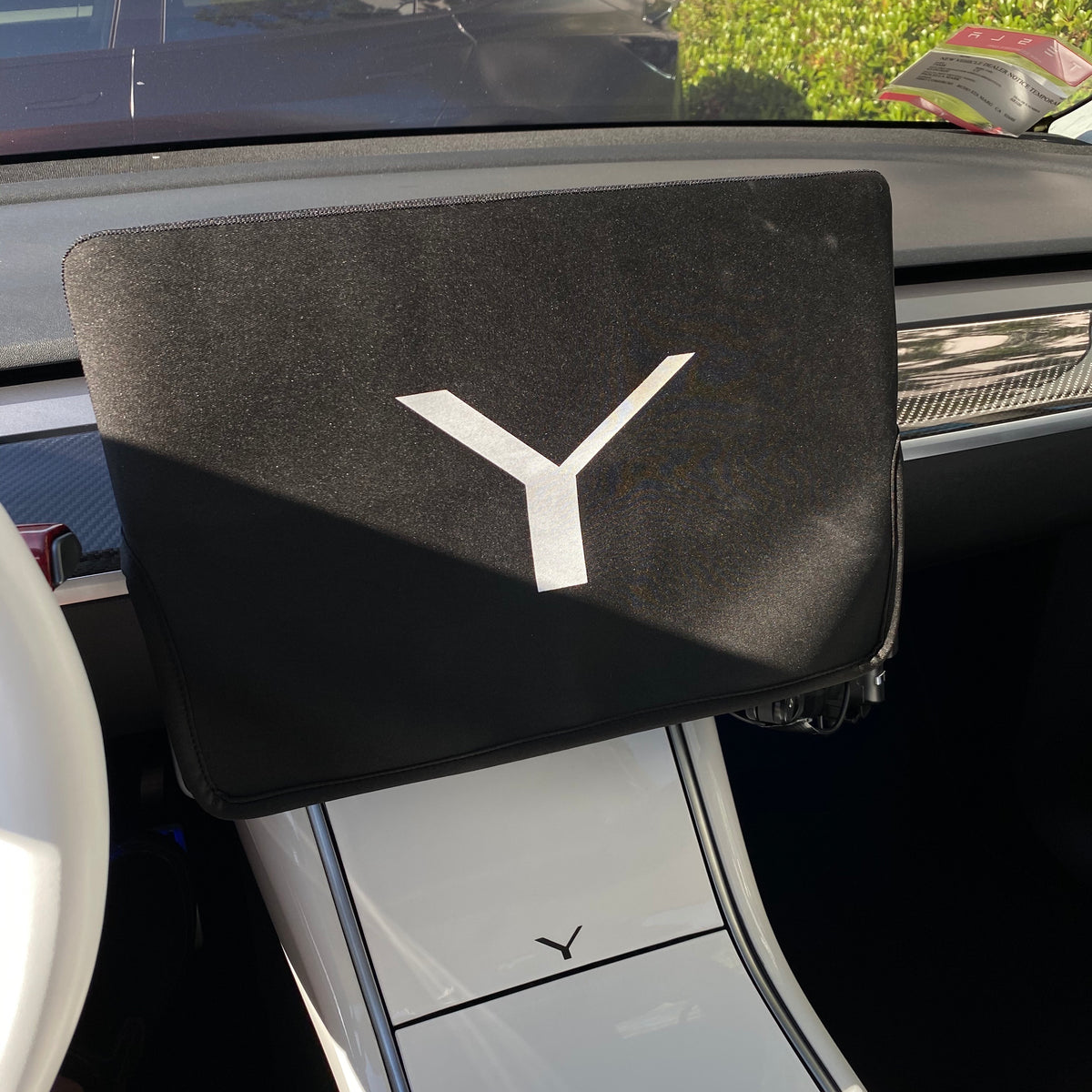 Model 3 & Y Display Screen Cover – RPM TESLA Aftermarket Accessories